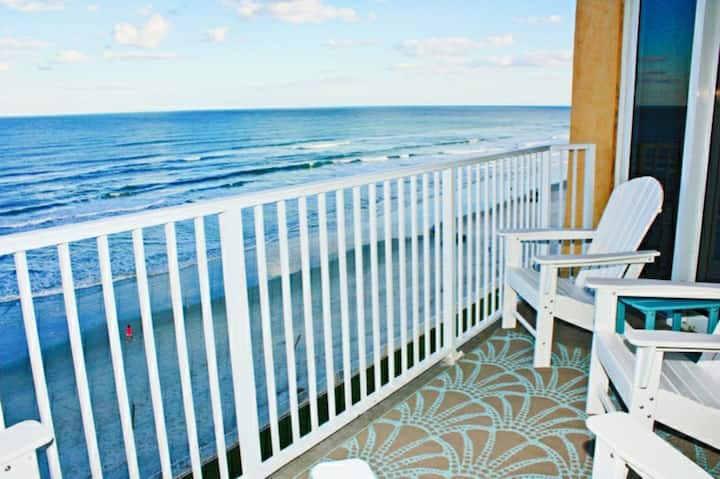 Best Value ! Oceanfront Condo Pool  Walk 2 Flagler - New Smyrna Beach, FL