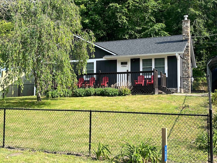 Black Mountain/ridgecrest-spring’s Coming! - Black Mountain, NC