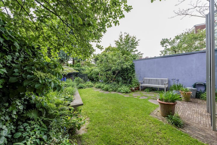 Big Ideally House Located City Center - Hoofddorp