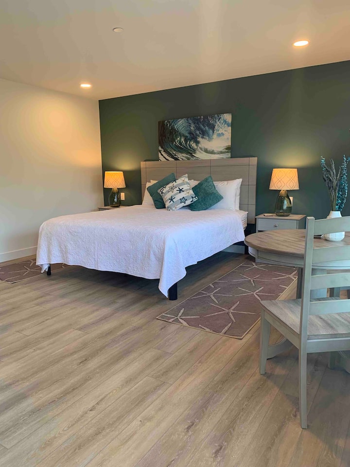 Windrush Inn - Unit Cove - Cambria, CA