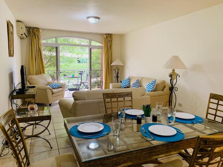 San Benito-3rooms-wifi-30mbps-smarttv - San Salvador
