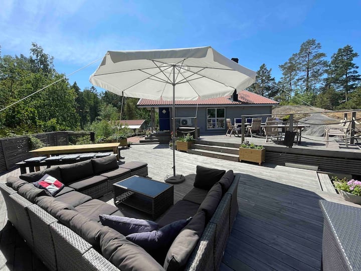 Två Bekväma Hus Med Stora Sociala Ytor, Nära Havet - Oxelösund
