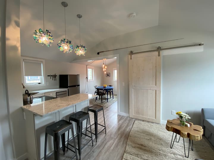 Newly Renovated Apartment On  Bike Path - Edgartown, MA