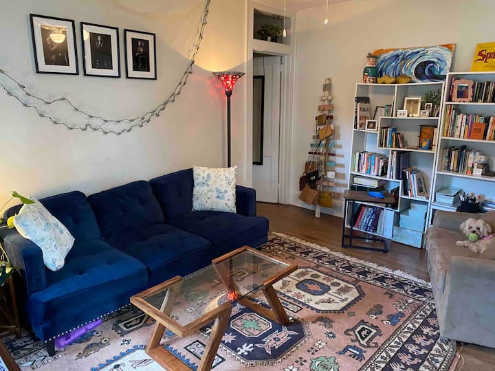 A 5 Minute Walk To The Historic Marietta Square! - Marietta, GA
