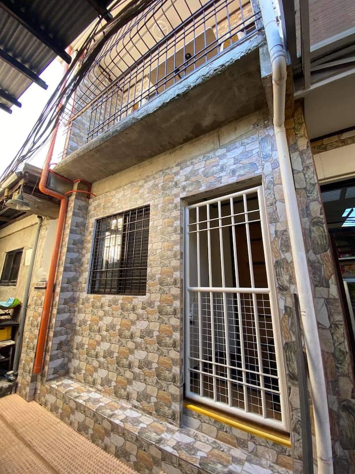 Myrna’s Apartment - Convenient Place To Stay. - Cabanatúan