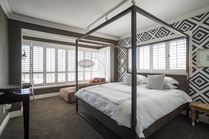 Endless Views/no Load-shed/fast Wifi Wfh - Kapstadt