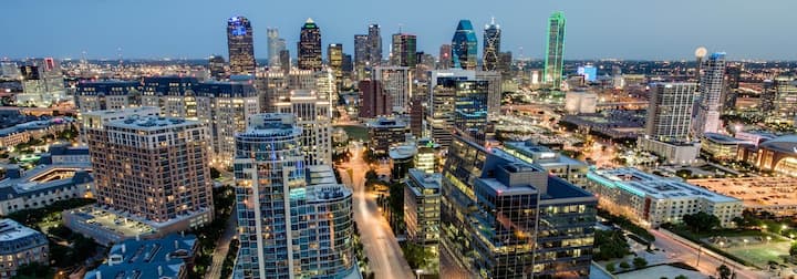 Upscale Downtown Hirise 2 Bedroom King W/cityviews - Swiss Avenue - Dallas