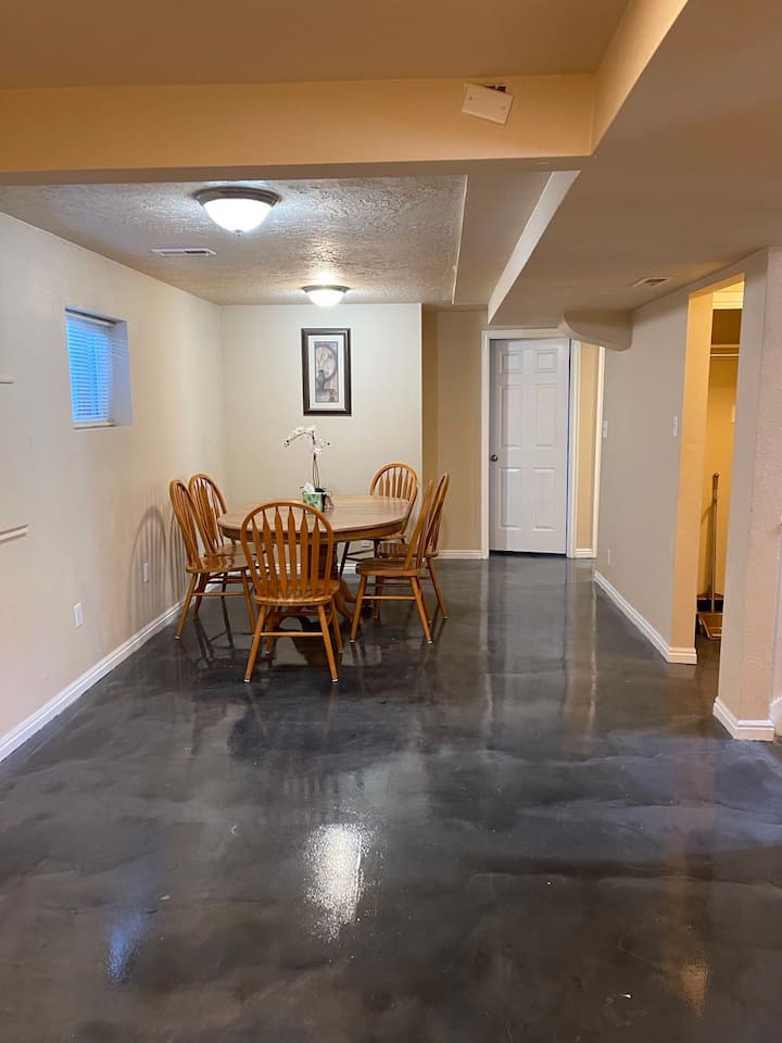 3 Bed Basement Apartment - West Valley City, UT