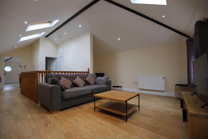 Temple Bar Grafton Quarter Large 2 Bed - Dublin