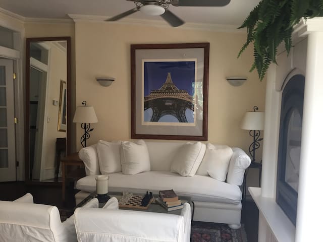 Gwb Ceiling Definition | Shelly Lighting