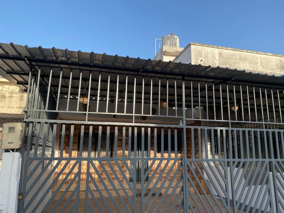 Daman Villa Holiday Rentals - Dadra and Nagar Haveli and Daman and Diu ...