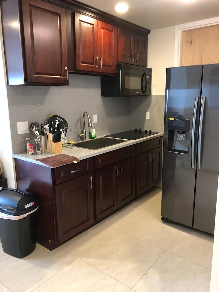 New Three Bedroom (A)-30 Days Minimum - Honolulu