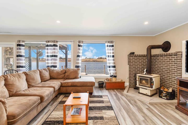 Private House On The Ocean - Lunenburg