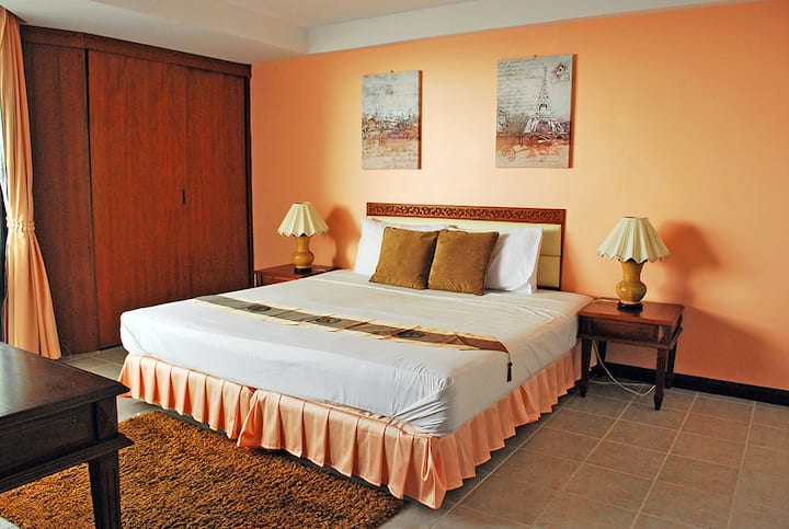 Paradise Condo - 1bedrm (70sqm) - Fl. 17(sea-view) - Pattaya City