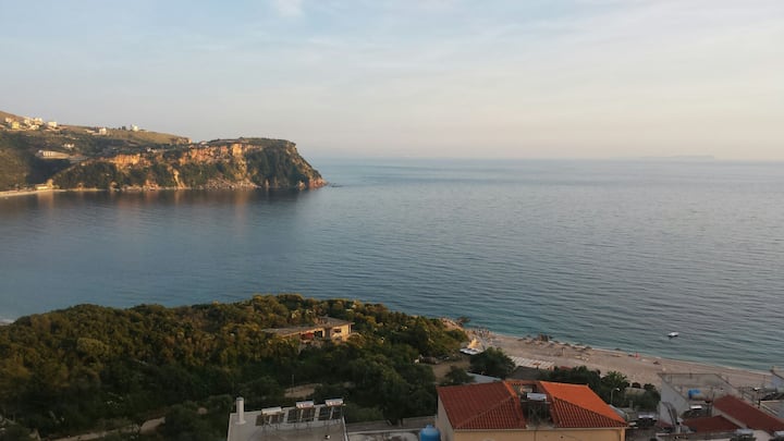 Appartement Vue Mer Et Montagne - Himarë