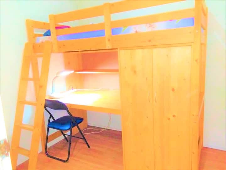 Prewar2 Loftbed *Roomcs > Lavender Mrt - Singapore