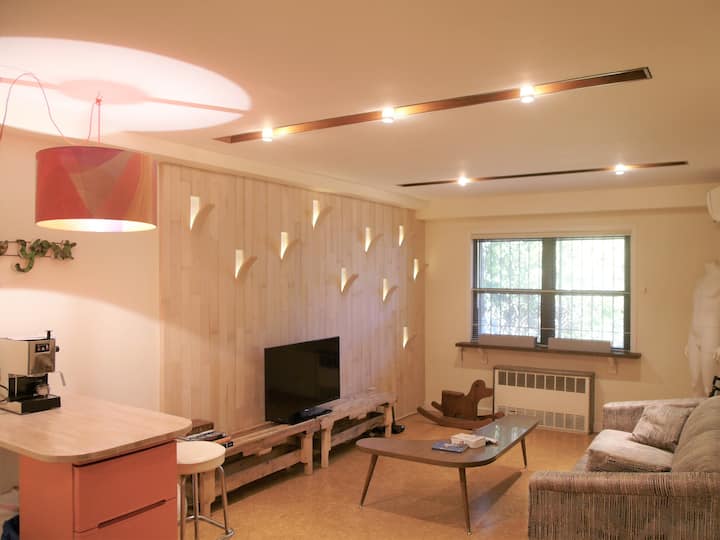 Modern Haven In City - Queens, NY
