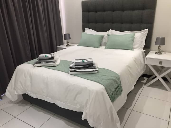 Fourways Vacation Rentals & Homes - Fourways, Sandton, South Africa ...