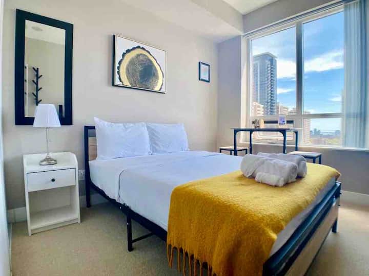 Cozy Suite With Private Bathroom - Cn Tower View - 토론토