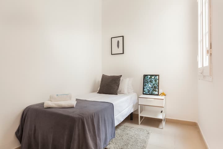 Cosy Student Apartment With 4 Bedrooms -
