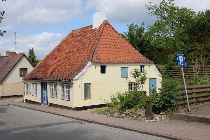 E Smirre - Denmark