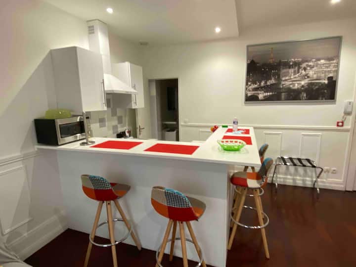 Logement Entier Flat 4personnes
1 Piece 30 M2 - Parc de la Villette