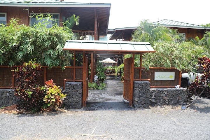 Pakalana Sanctuary Whole Home - Waikoloa Village, HI