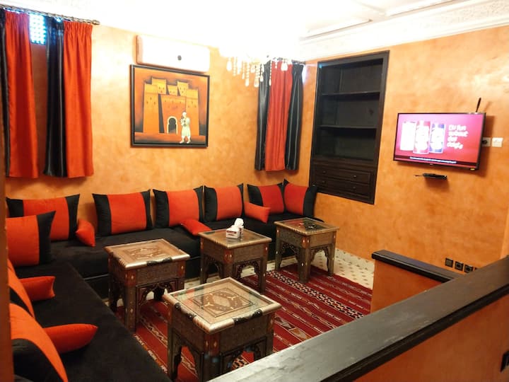 Spacious Appartment 100m From The Big Square - Marrakesh