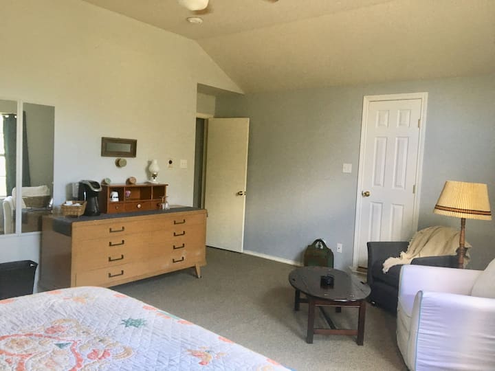 Taylor House - A Sw Austin Retreat - Austin, TX