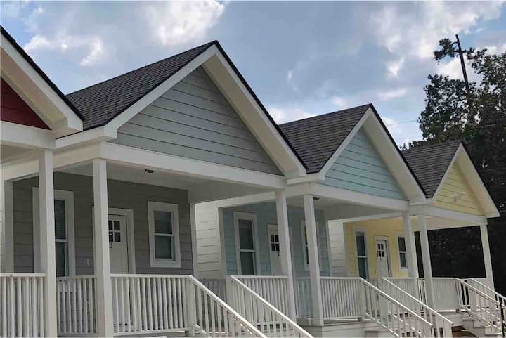 Grey Downtown Cottage. No Smoking - Summerville, SC