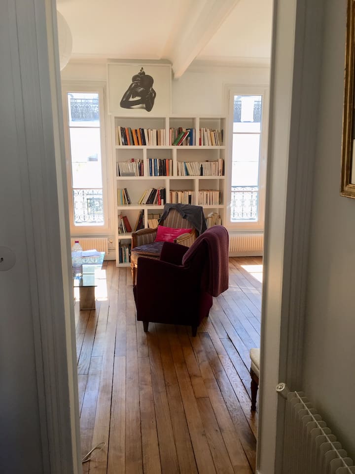 2 Pièces- Calme Et Lumière-république-paris 10ème - Paris