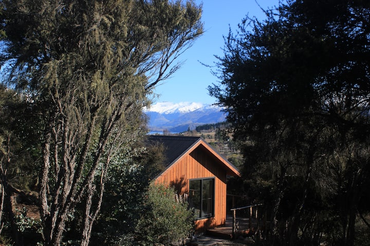 Mount Gold Chalet~beautiful Lake & Mountain Views - Wanaka