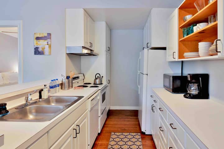 Hidden Gem Central Houston Apt. B - Houston