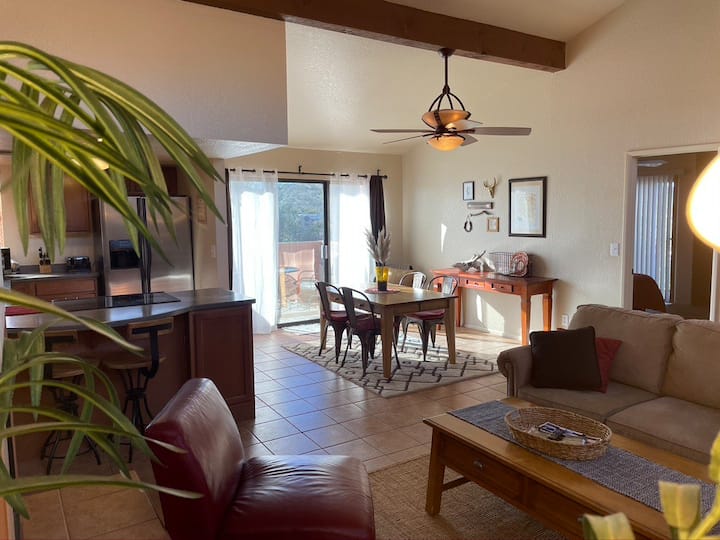 Sabino Canyon View Condo 3/2 - Catalina Foothills, AZ