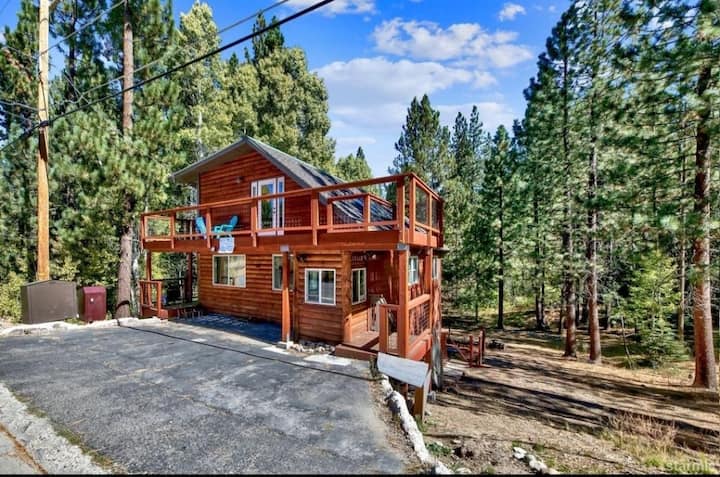 Magical Getaway In The Woods Of Lake Tahoe! - South Lake Tahoe, CA
