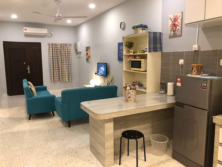 Dcicely Homestay - Teluk Intan