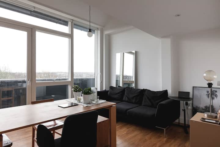 Duplex Top Floor New Build - London