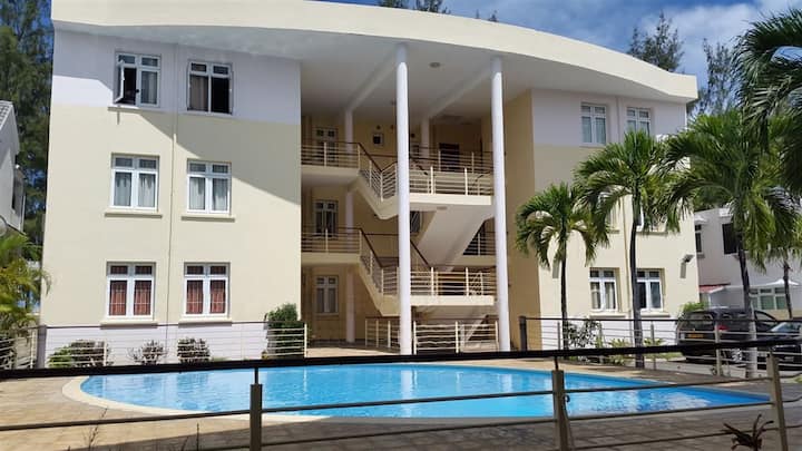 Beachfront Lovely Apartment, Flic En Flac. - Maurice