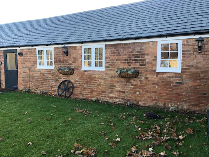 Tranquil Idyllic 2 Dble Bed Cottage - Didcot