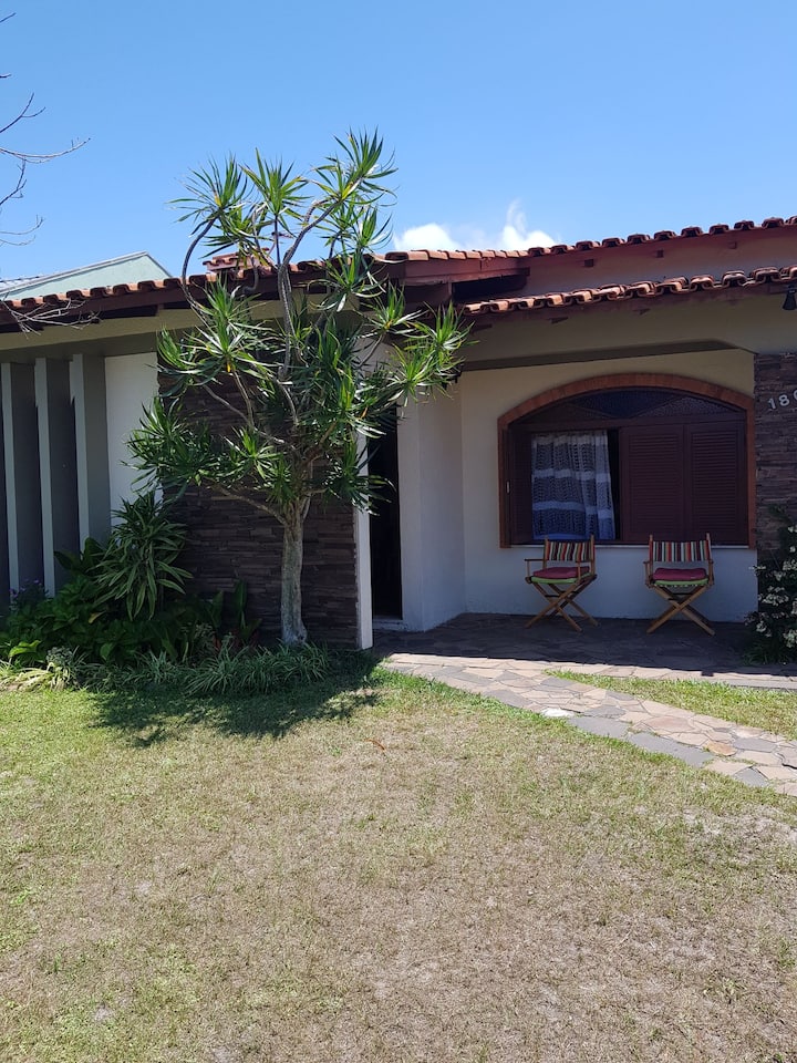 Casa Próxima A Praia - Tramandaí