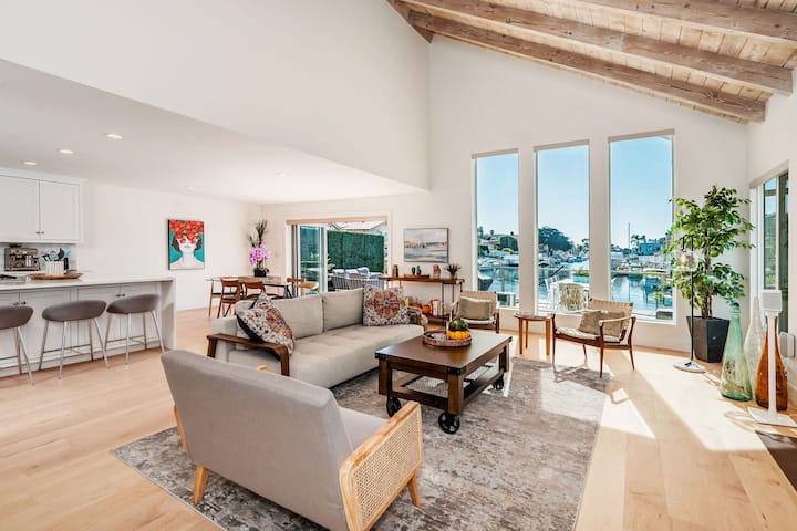 Stunning, Upscale Waterfront House In Oxnard, California - Oxnard, CA