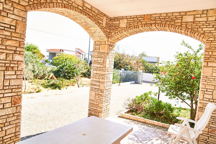 Posto Rosso House Two - Italien