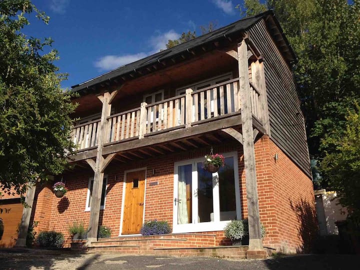 Firs Lodge - Andover