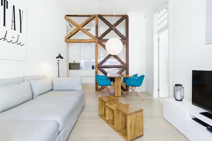 My Lx Flat Lighting And Stylish Lisbon Apartment - Benfica