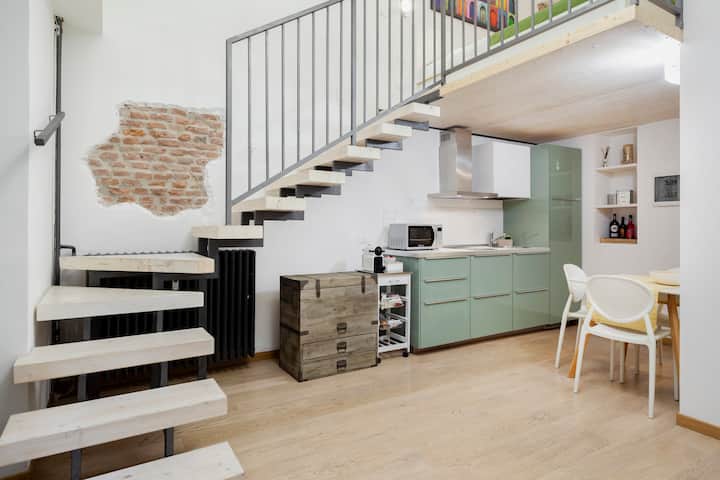 New And Cozy Loft On Navigli - Milano