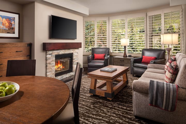 West Vail Village, Streamside 2br Villa +Amenities - Vail, CO