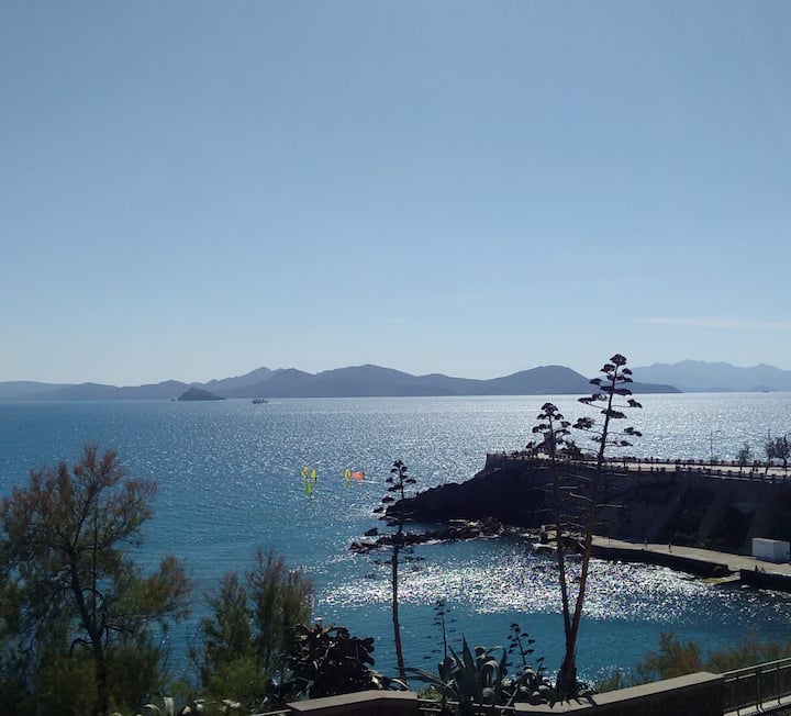 Domus Tilla Vicino Al Mare - Piombino
