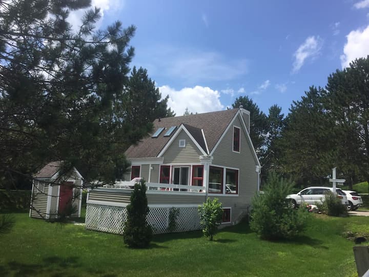 Lakefront Chalet 3 Mins From Mt Orford - Orford