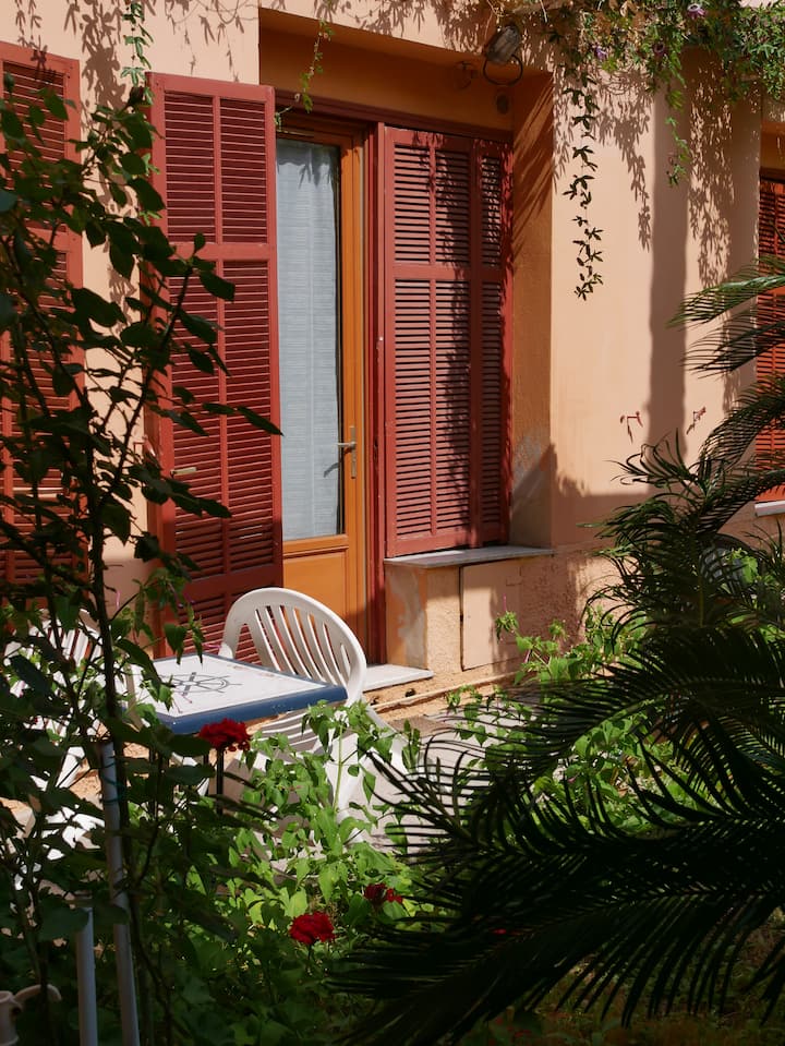 Studio Avec Terrasse Au Coeur De La Ville 2pers - Menton