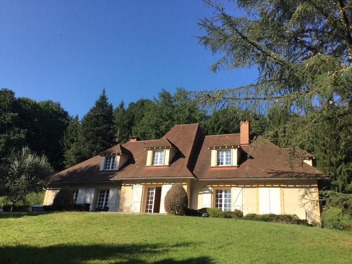 Villa Avec Prestations De Luxes : Piscine , Spa .. - Saint-Girons